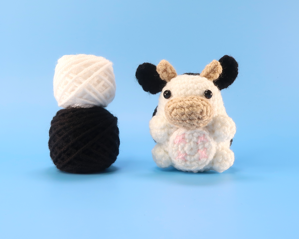 Cow Crochet Kit & Pattern | Beginner Crochet Kit | Animal Crochet Store